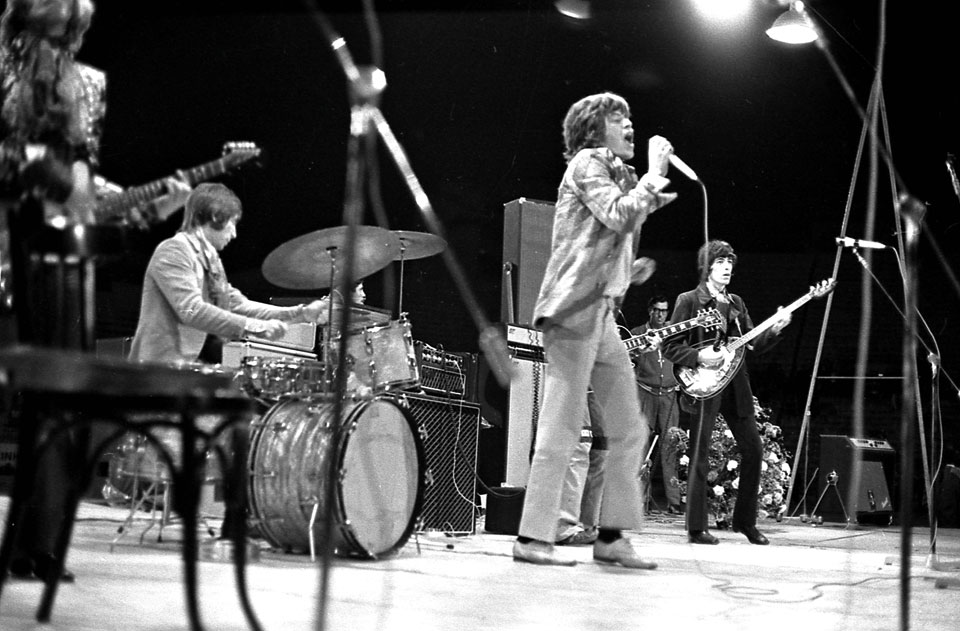 Η πρώτη και επεισοδιακή συναυλία των Rolling Stones στην Αθήνα το 1967 ...